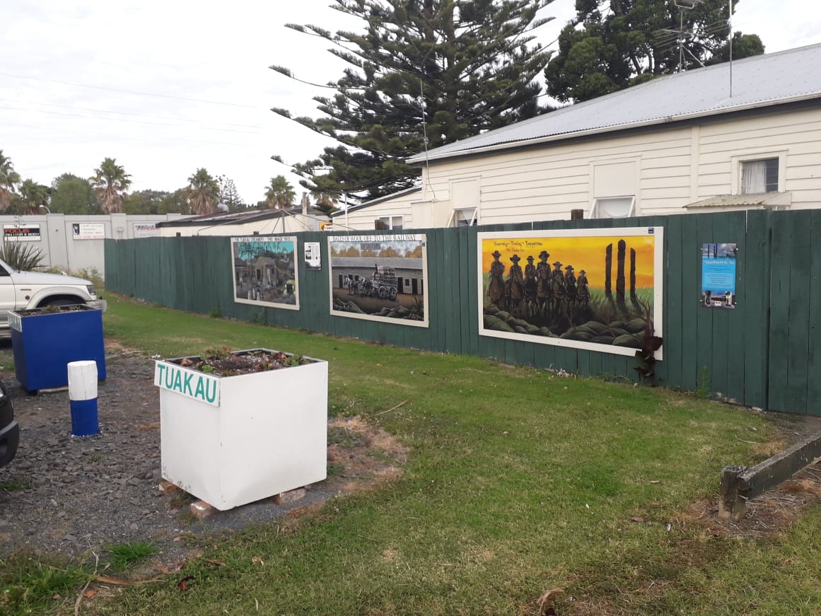 Tuakau’s new historic murals – Vern Reeve Real Estate